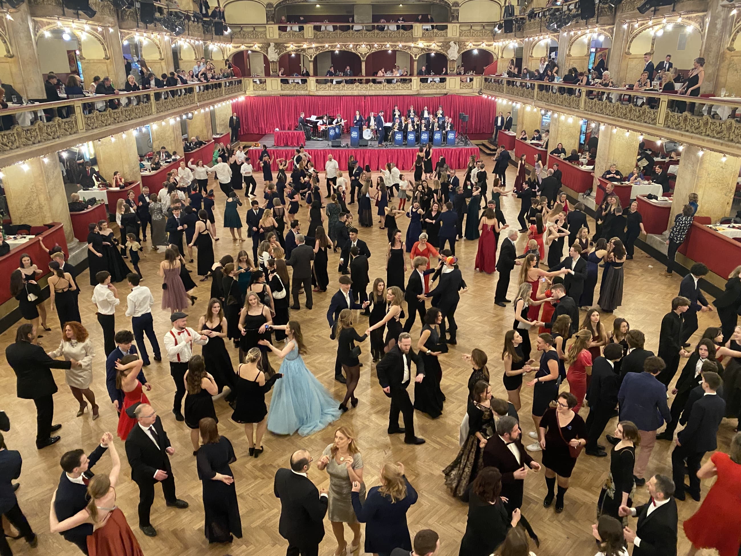 Pozvánka na maturitní ples - 2.3.2024